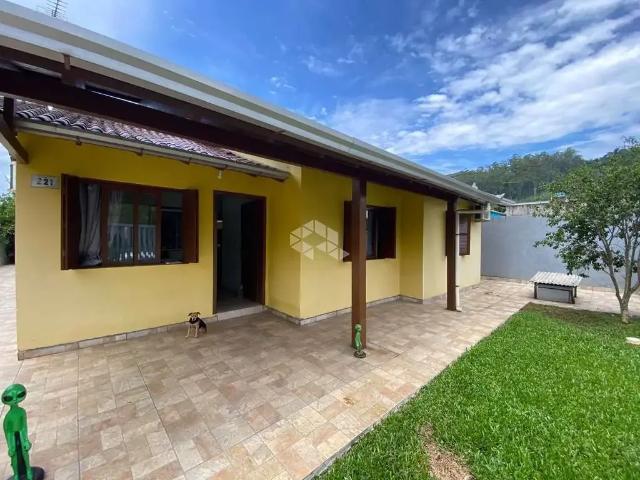 Casa / Sobrado para Venda em Estância Velha/RS Rosas 3 Quartos