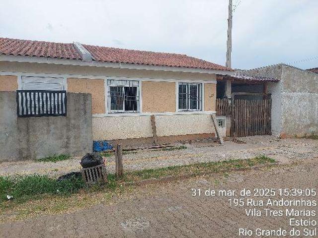 Casa / Sobrado para Venda em Esteio/RS Vila Três Marias 2 Quartos