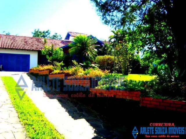 Casa / Sobrado para Venda em Esteio/RS Centro 3 Quartos