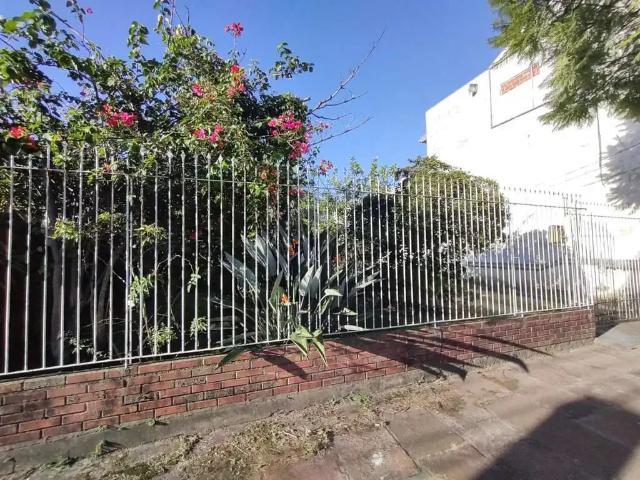 Casa / Sobrado para Venda em Esteio/RS Centro 3 Quartos