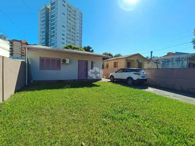 Casa / Sobrado para Venda em Esteio/RS Centro 3 Quartos