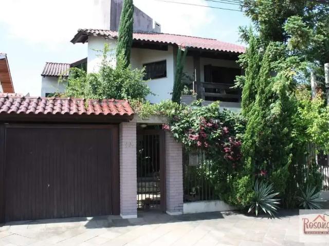 Casa / Sobrado para Venda em Esteio/RS Centro 4 Quartos