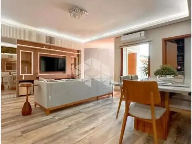 Casa / Sobrado para Venda em Esteio/RS Centro 4 Quartos