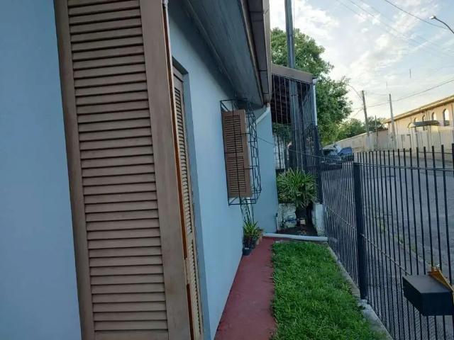 Casa / Sobrado para Venda em Esteio/RS Jardim Planalto 2 Quartos
