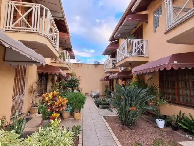 Casa / Sobrado para Venda em Esteio/RS Parque Amador 2 Quartos