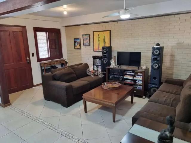 Casa / Sobrado para Venda em Esteio/RS Parque Amador 3 Quartos