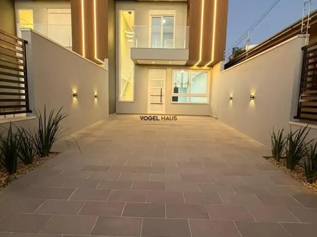 Casa / Sobrado para Venda em Esteio/RS Parque Amador 3 Quartos
