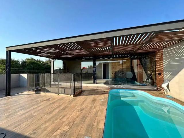 Casa / Sobrado para Venda em Esteio/RS Parque Amador 4 Quartos