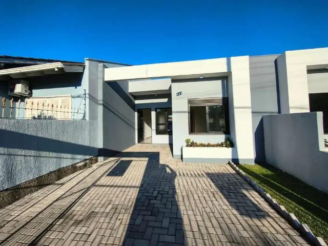 Casa / Sobrado para Venda em Esteio/RS Santo Inácio 2 Quartos