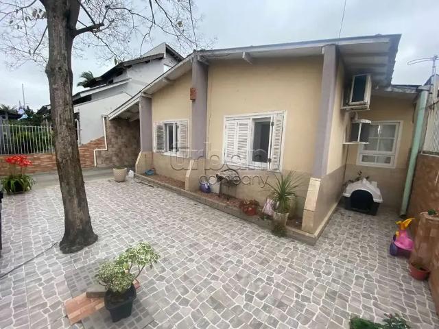 Casa / Sobrado para Venda em Esteio/RS Parque Tamandaré 3 Quartos