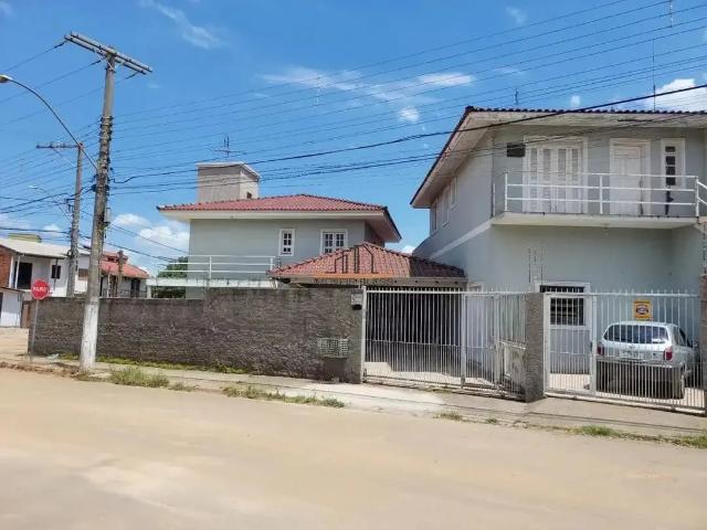 Casa / Sobrado para Venda em Esteio/RS Tamandaré 6 Quartos