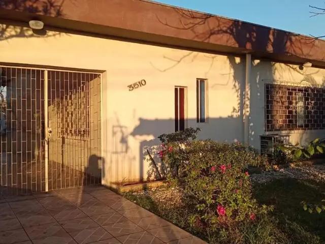 Casa / Sobrado para Venda em Esteio/RS São Sebastião 4 Quartos