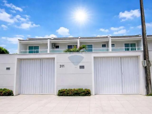 Casa / Sobrado para Venda em Eusébio/CE Coacu 3 Quartos