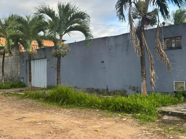 Casa / Sobrado para Venda em Fortaleza/CE Coaçu 3 Quartos