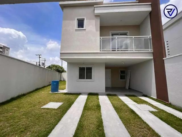 Casa / Sobrado para Venda em Eusébio/CE Centro 4 Quartos