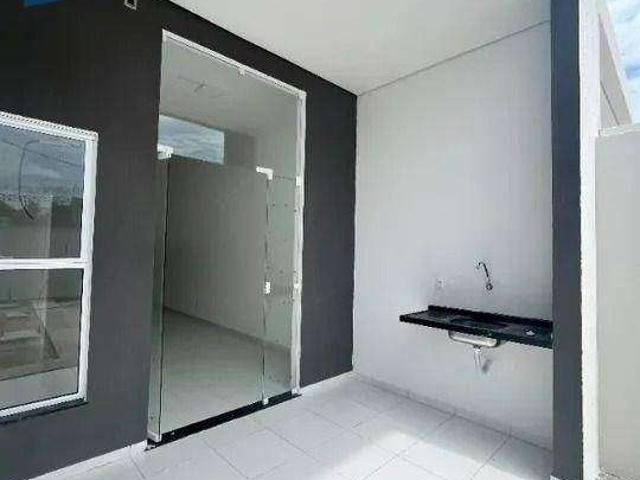 Casa / Sobrado para Venda em Eusébio/CE Encantada 2 Quartos