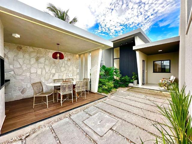 Casa / Sobrado para Venda em Eusébio/CE Encantada 3 Quartos