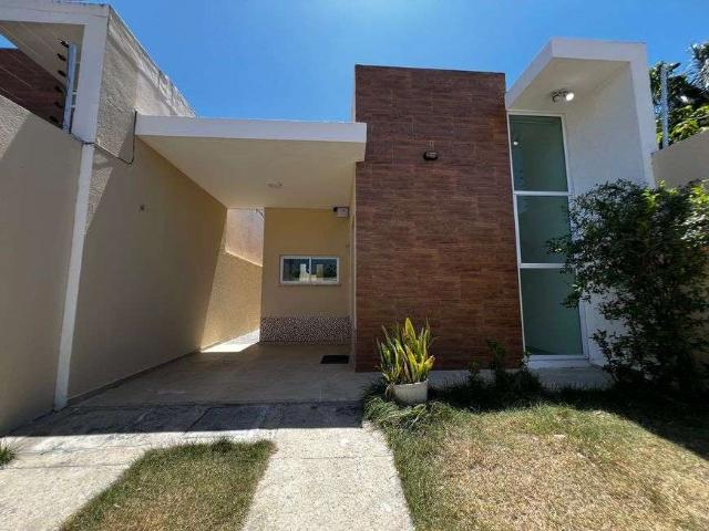 Casa / Sobrado para Venda em Eusébio/CE Encantada 3 Quartos