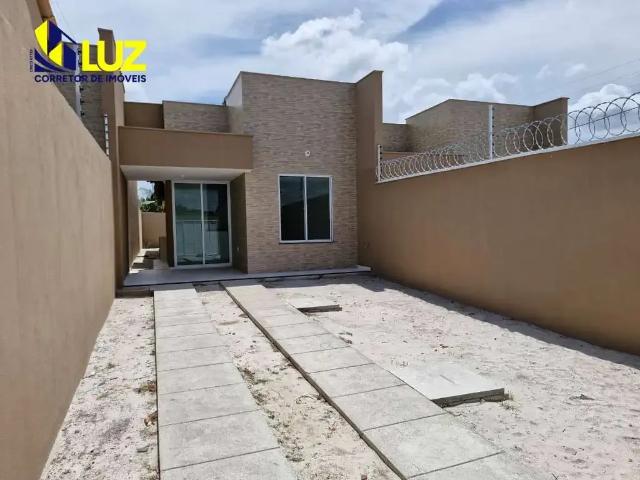 Casa / Sobrado para Venda em Eusébio/CE Encantada 3 Quartos