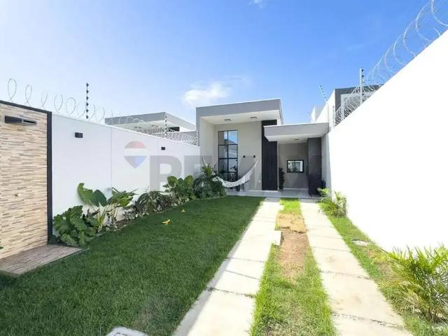 Casa / Sobrado para Venda em Eusébio/CE Encantada 3 Quartos