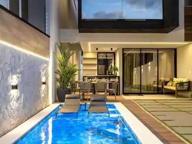 Casa / Sobrado para Venda em Eusébio/CE Mangabeira 4 Quartos