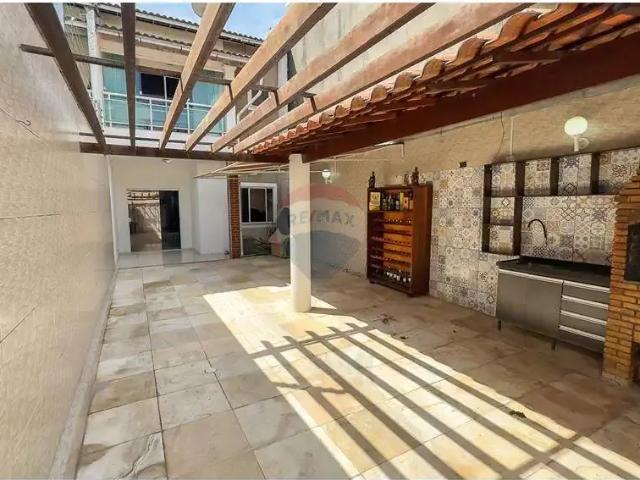 Casa / Sobrado para Venda em Eusébio/CE Mangabeira 3 Quartos
