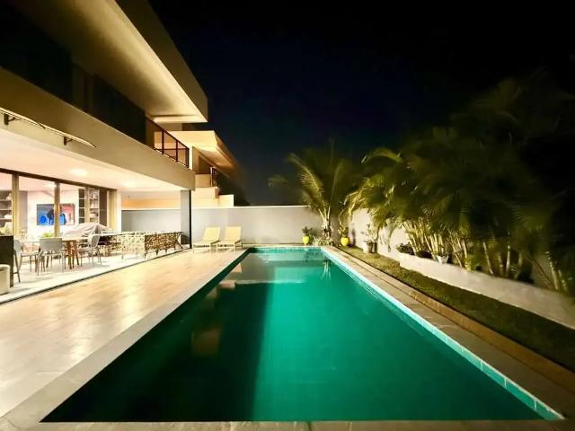 Casa / Sobrado para Venda em Eusébio/CE Santo Antonio 4 Quartos