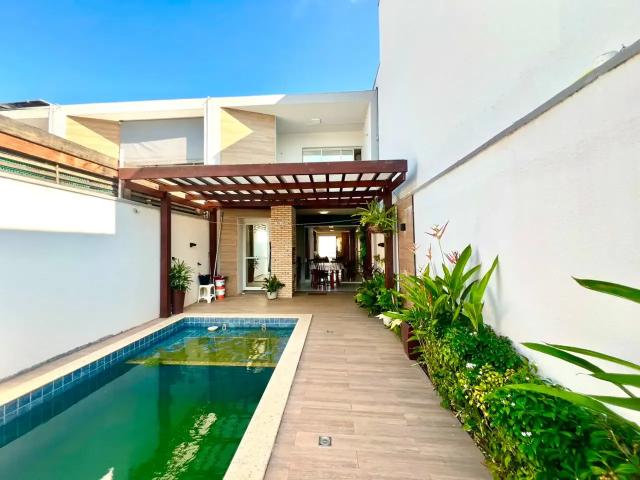 Casa / Sobrado para Venda em Eusébio/CE Pedras 3 Quartos