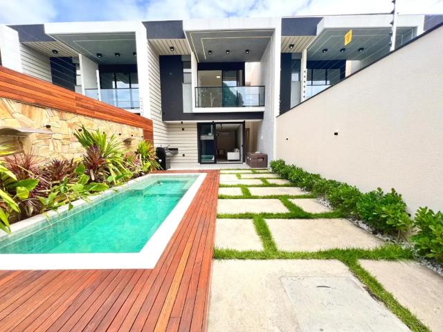 Casa / Sobrado para Venda em Eusébio/CE Pires Façanha 4 Quartos