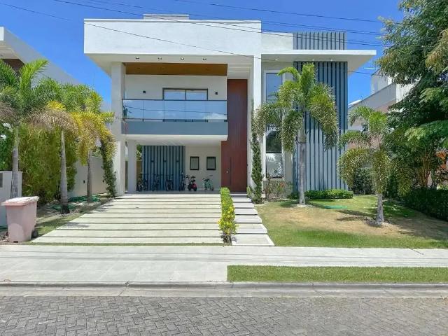 Casa / Sobrado para Venda em Eusébio/CE Pires Façanha 5 Quartos