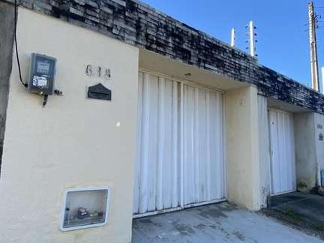 Casa / Sobrado para Venda em Eusébio/CE Urucunema 3 Quartos