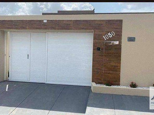 Casa / Sobrado para Venda em Eusébio/CE Urucunema 3 Quartos