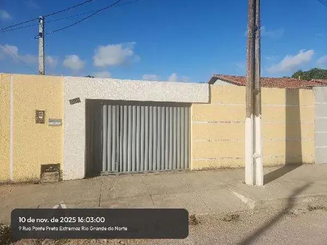 Casa / Sobrado para Venda em Extremoz/RN Centro 2 Quartos