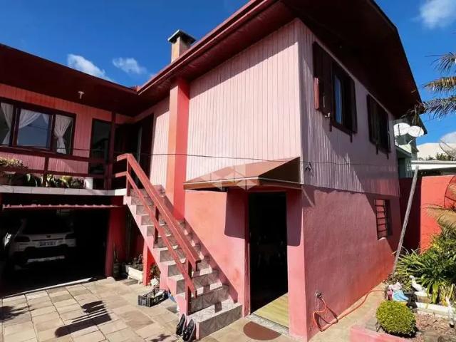 Casa / Sobrado para Venda em Farroupilha/RS Monte Pasqual 4 Quartos