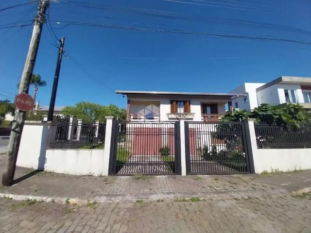 Casa / Sobrado para Venda em Farroupilha/RS Centro 3 Quartos