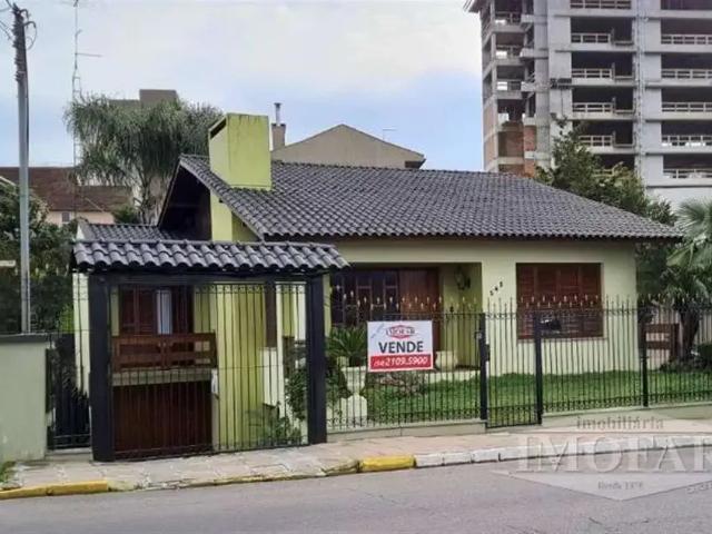 Casa / Sobrado para Venda em Farroupilha/RS Centro 3 Quartos