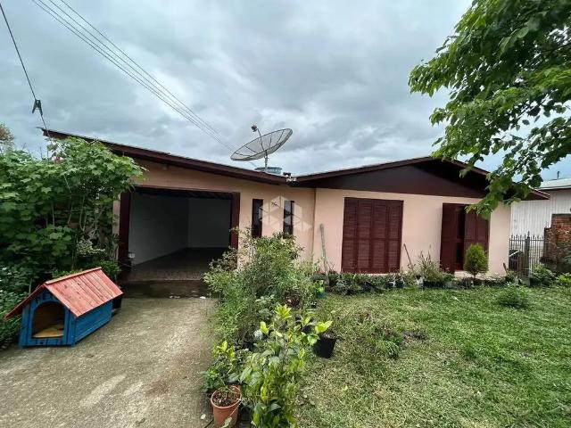 Casa / Sobrado para Venda em Farroupilha/RS Cinquentenário 3 Quartos