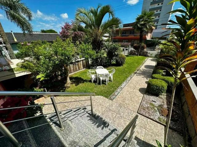 Casa / Sobrado para Venda em Farroupilha/RS Imigrante 4 Quartos