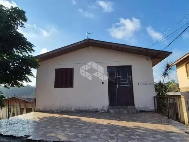 Casa / Sobrado para Venda em Farroupilha/RS Primeiro de Maio 3 Quartos