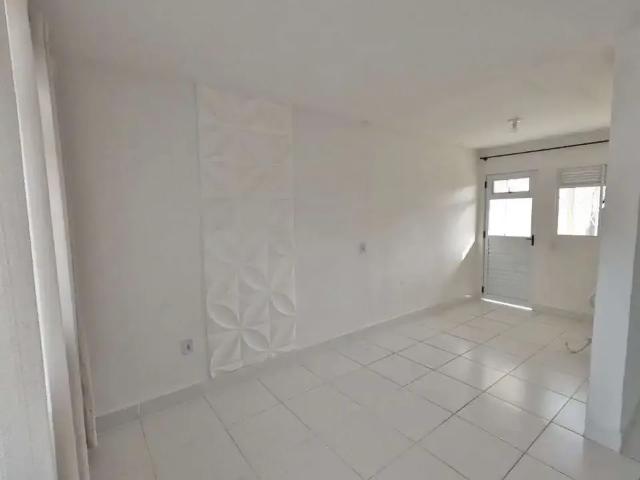 Casa / Sobrado para Venda em Fazenda Rio Grande/PR Estados 2 Quartos