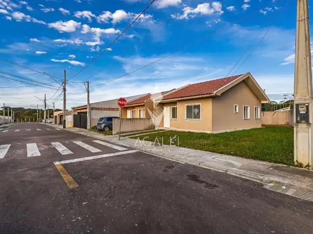 Casa / Sobrado para Venda em Fazenda Rio Grande/PR Nações 3 Quartos