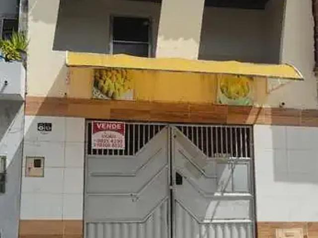 Casa / Sobrado para Venda em Feira de Santana/BA Calumbi 2 Quartos