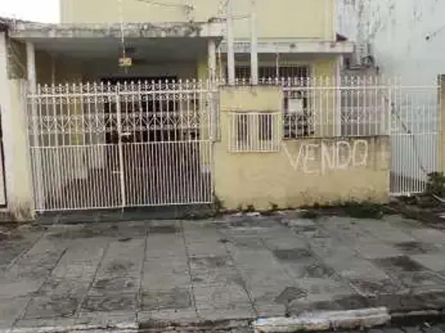 Casa / Sobrado para Venda em Feira de Santana/BA Centro 6 Quartos