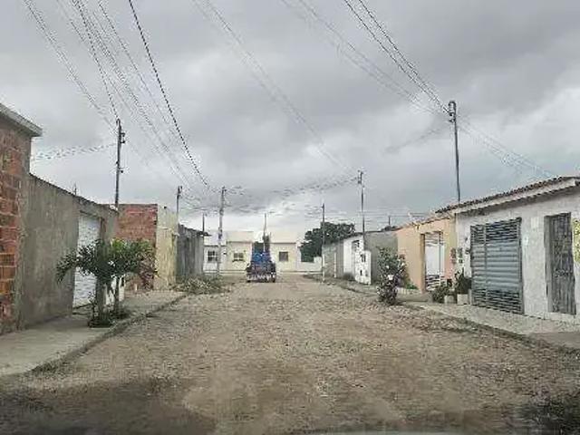 Casa / Sobrado para Venda em Feira de Santana/BA Asa Branca 2 Quartos