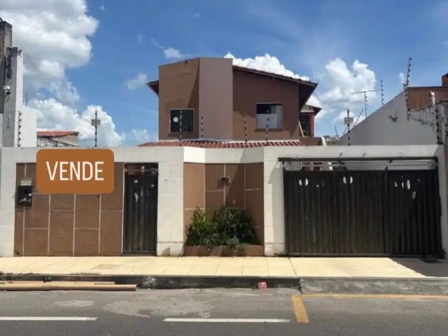 Casa / Sobrado para Venda em Feira de Santana/BA Brasília 3 Quartos
