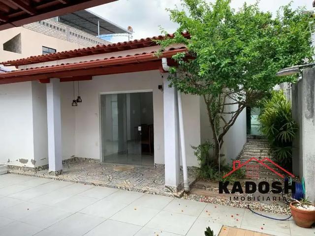 Casa / Sobrado para Venda em Feira de Santana/BA Brasília 3 Quartos