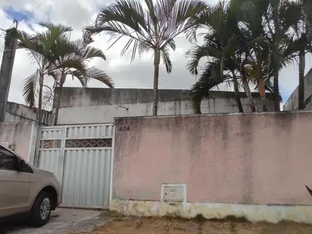 Casa / Sobrado para Venda em Feira de Santana/BA Brasília 3 Quartos