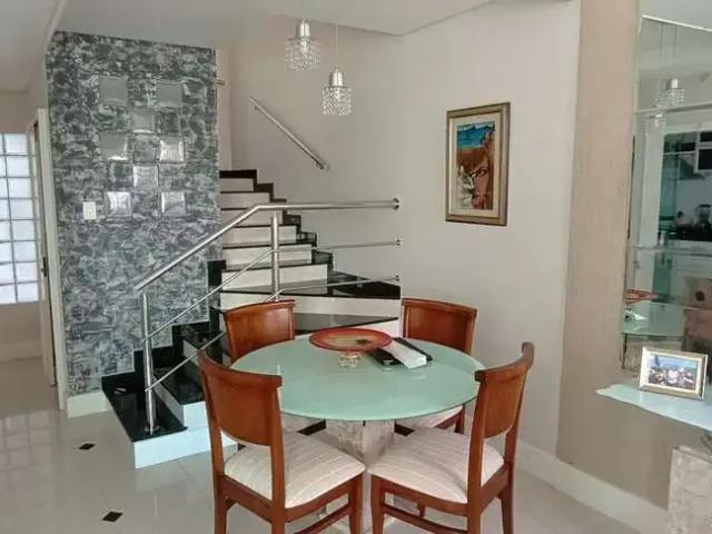 Casa / Sobrado para Venda em Feira de Santana/BA Brasília 3 Quartos