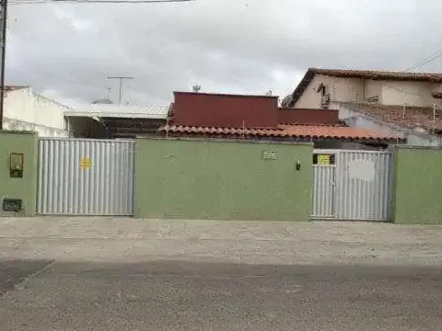 Casa / Sobrado para Venda em Feira de Santana/BA Jardim Cruzeiro 3 Quartos