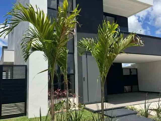 Casa / Sobrado para Venda em Feira de Santana/BA Lagoa Grande 4 Quartos